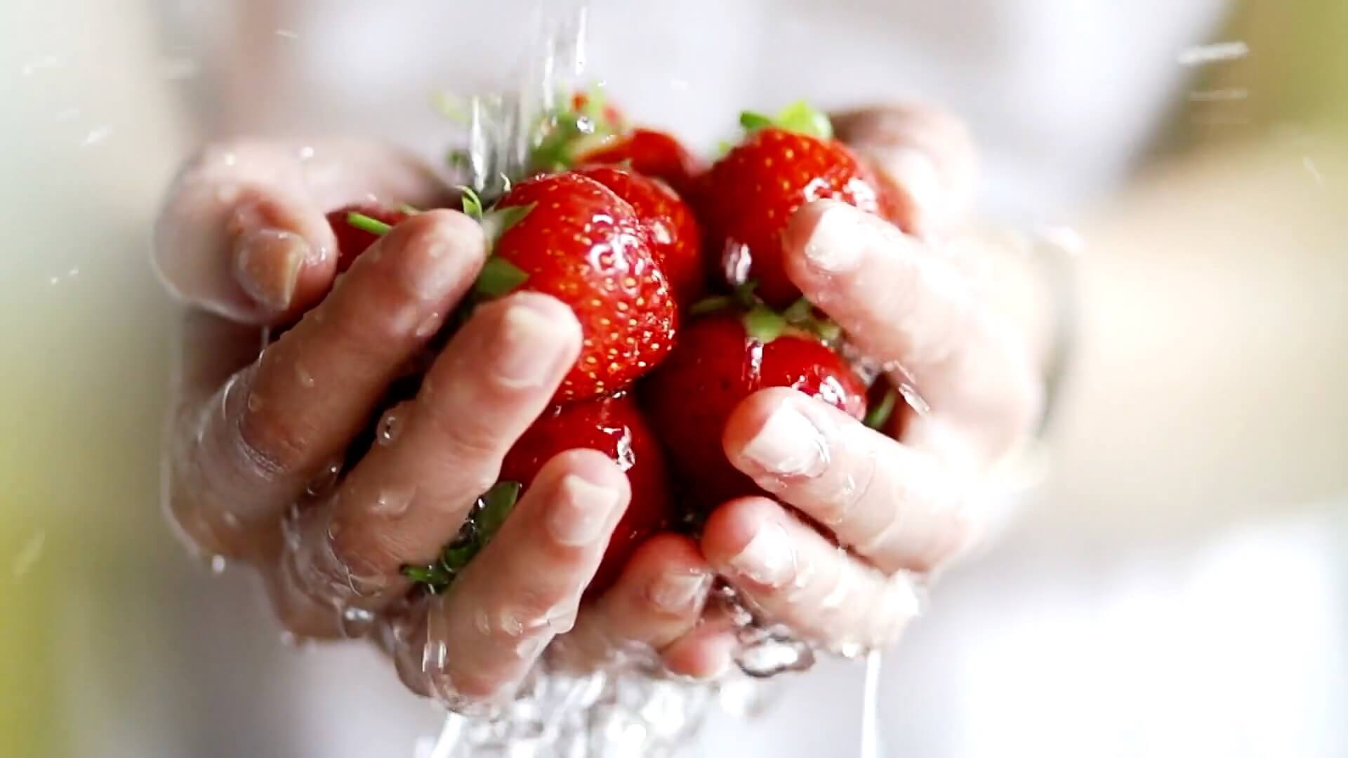 Taura by IFF | Real Fruit Inclusions for Innovative Food & Beverage
